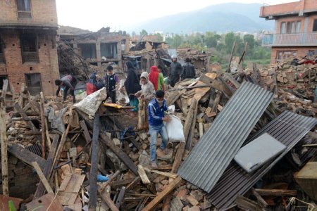 As Nepal quake death toll tops 4,000, shattered villages plead for aid ...