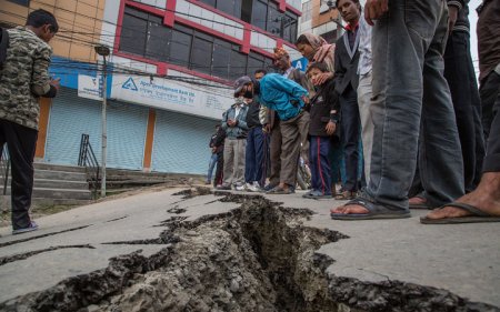 As Nepal quake death toll tops 4,000, shattered villages plead for aid ...