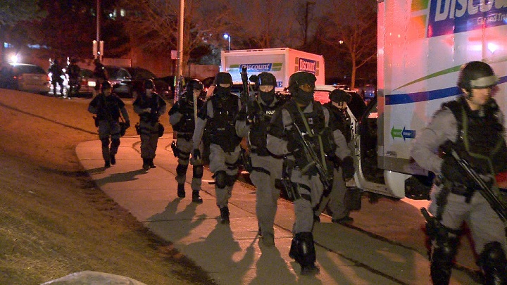 Toronto police launch pre-dawn raids in human trafficking probe ...