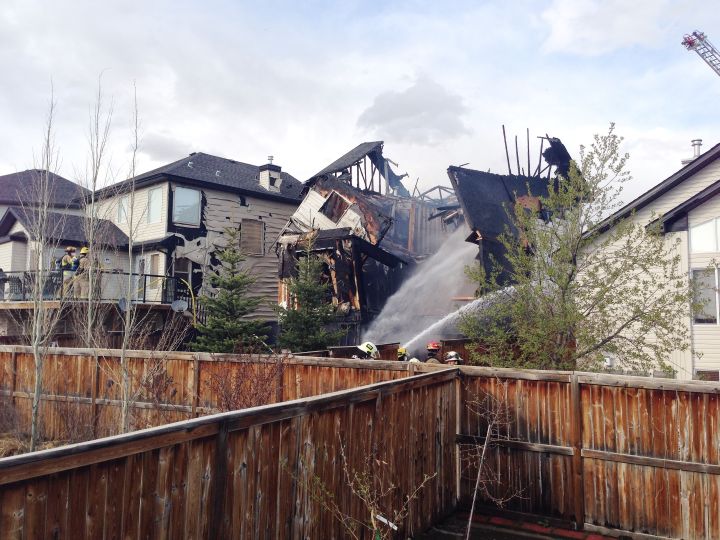 No injuries after Kincora house goes up in flames - Calgary | Globalnews.ca