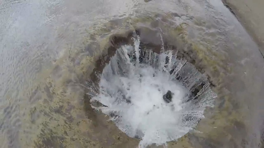 WATCH: Oregon’s mysterious Lost Lake disappears each spring | Globalnews.ca