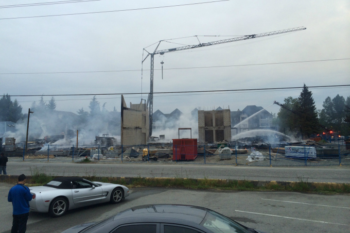 Langley fire displaces dozens of residents - BC | Globalnews.ca