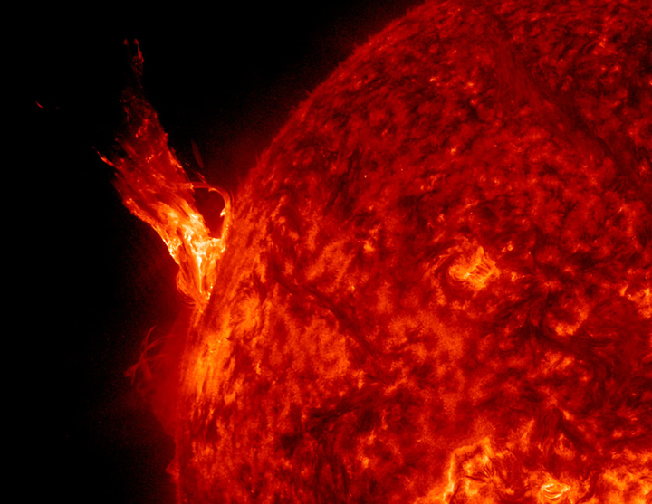 WATCH: Sun puts on spectacular show as gases erupt from surface ...