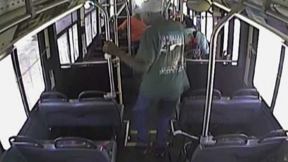 WATCH: Incredible footage shows passengers flee bus seconds before ...