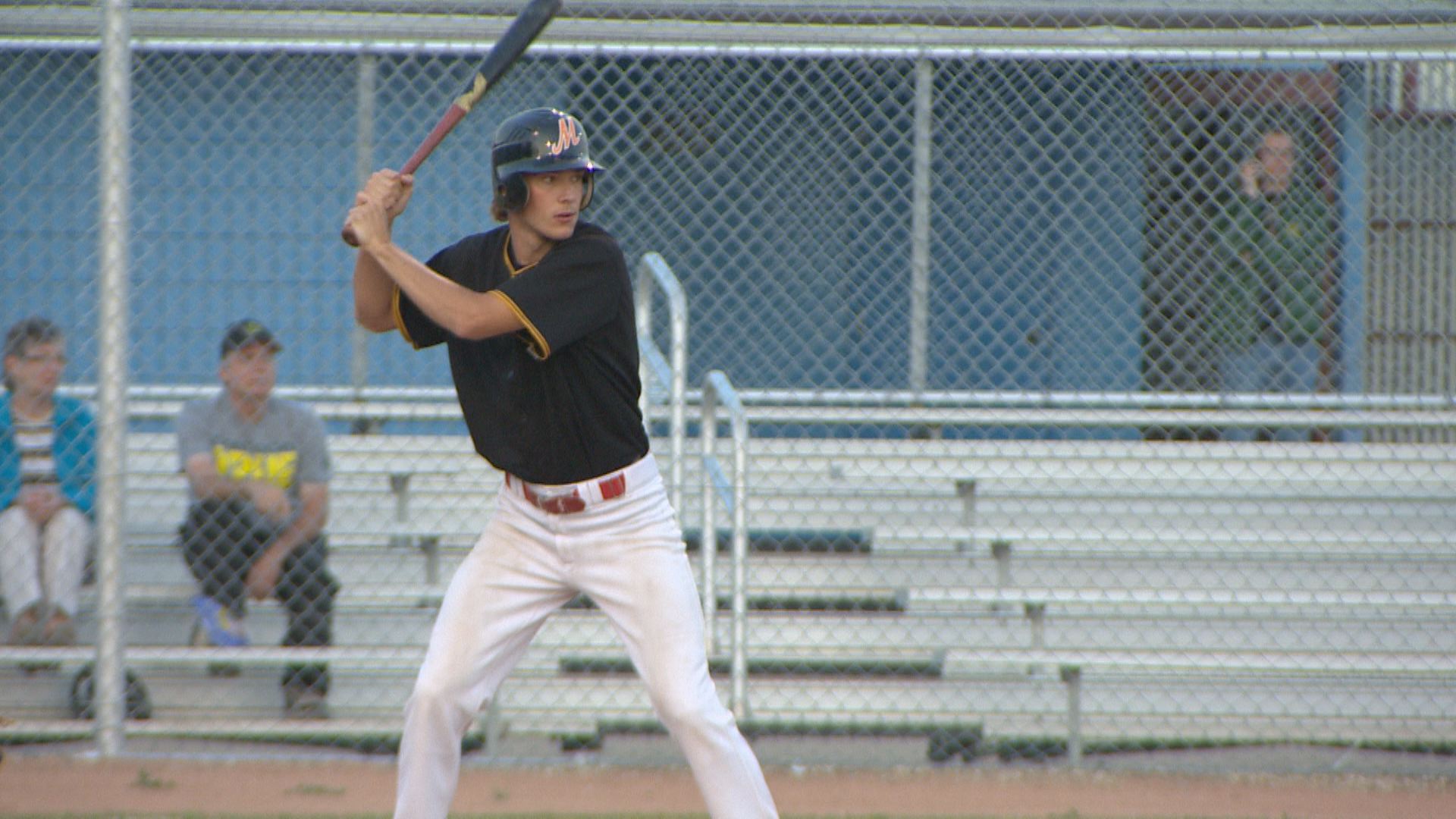 Two Regina players aim to crack U21 baseball squad - Regina | Globalnews.ca