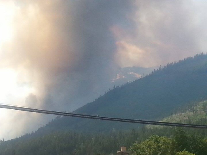 Cisco Road Wildfire south of Lytton 1,500 hectares in size, but no ...