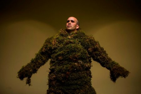 IN PHOTOS: The story behind the ‘moss men’ of Spain | Globalnews.ca