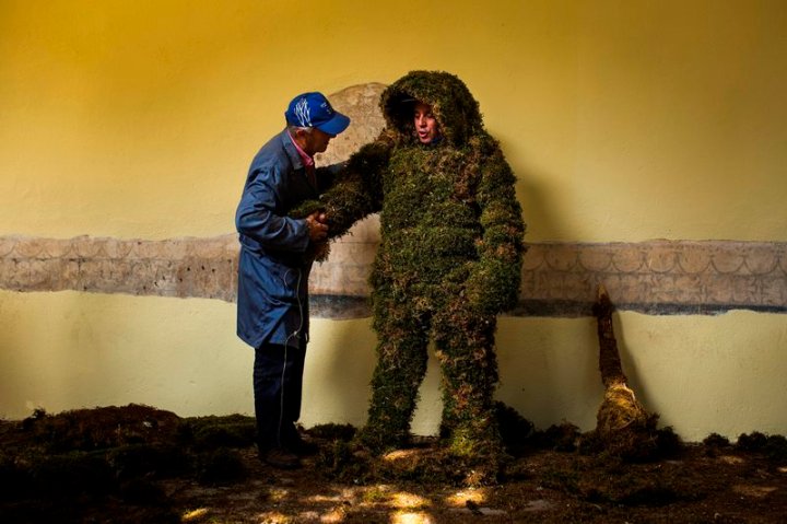 IN PHOTOS: The story behind the ‘moss men’ of Spain | Globalnews.ca