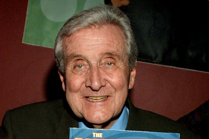 ‘The Avengers’ star Patrick Macnee dies at 93 - National | Globalnews.ca