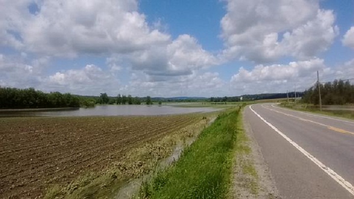 Heavy rain causes Quebec river to overflow in Coaticook and Compton ...
