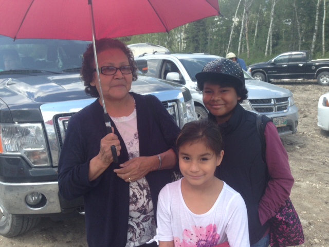 Lake St. Martin starts rebuilding 4 years after massive flood ...