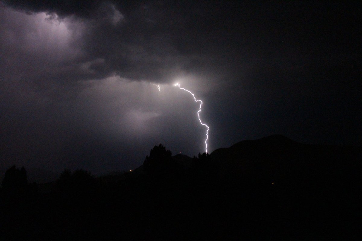 PHOTOS: Lightning storm passes through Kamloops region | Globalnews.ca