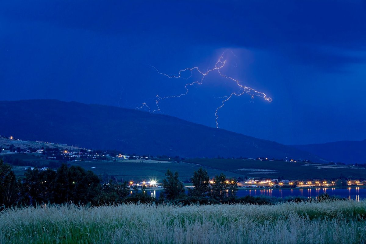 Photos from Okanagan lightning storm - Okanagan | Globalnews.ca