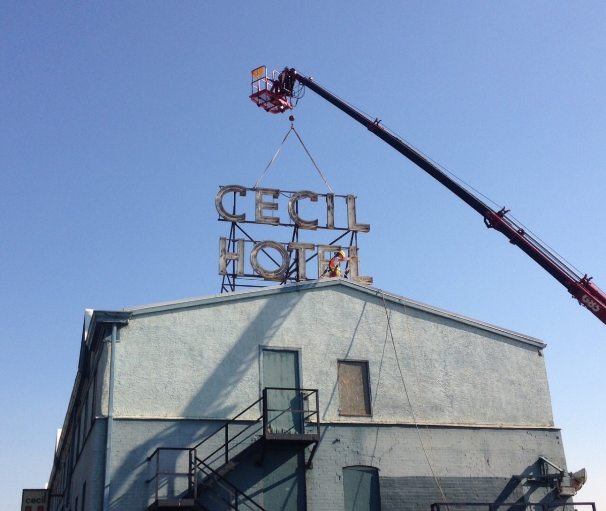 Notorious Cecil Hotel slated for demolition but sign to be saved ...