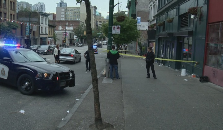 Stabbing in DTES leaves one man dead ; Vancouver police investigating ...