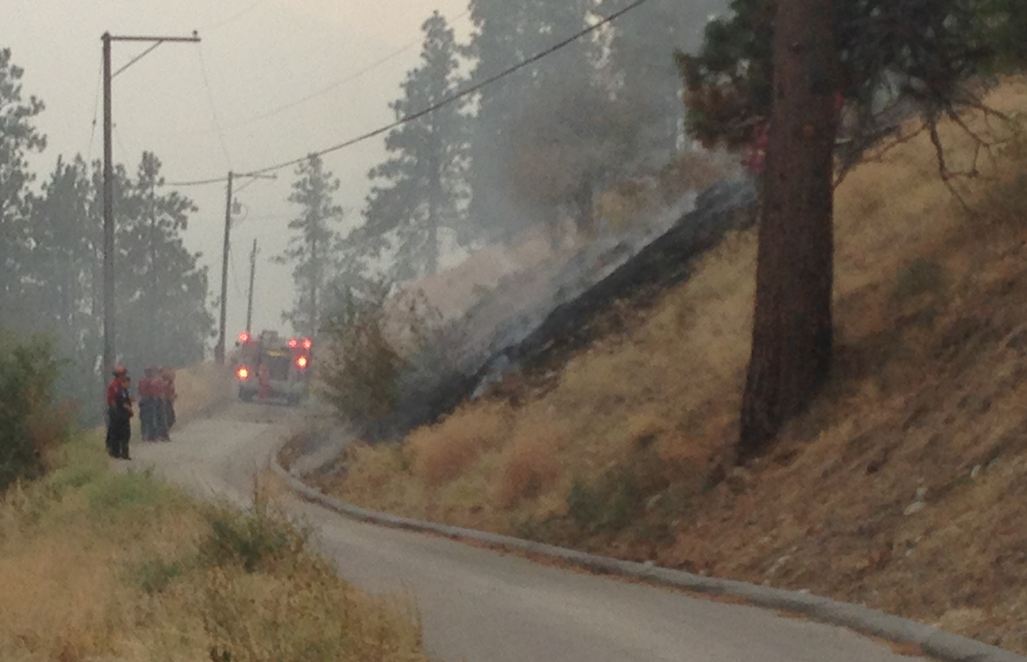 Peachland fire gets very close to homes | Globalnews.ca
