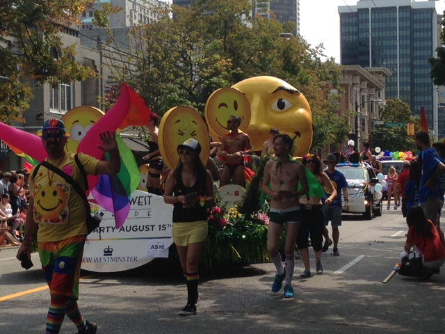 Hundreds of thousands celebrate Vancouver’s Pride Parade | Globalnews.ca