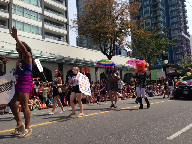 Hundreds of thousands celebrate Vancouver’s Pride Parade | Globalnews.ca