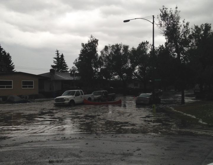 Flash flooding closes roadways as Calgary pummeled by hail storm ...