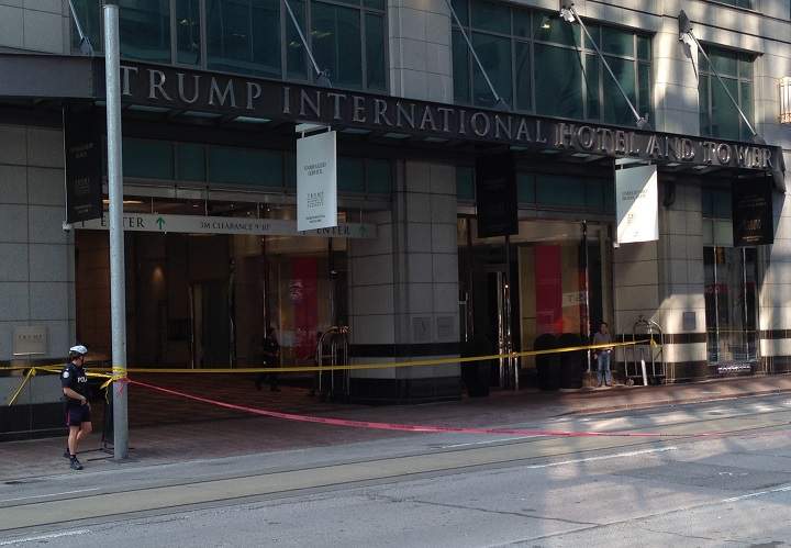 Unstable antenna atop Trump Tower closes streets downtown - Toronto ...