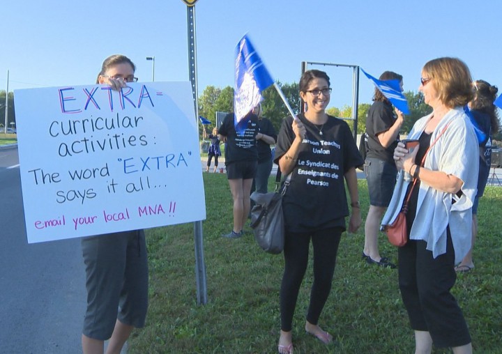 Lester B. Pearson teachers protest government cuts - Montreal ...