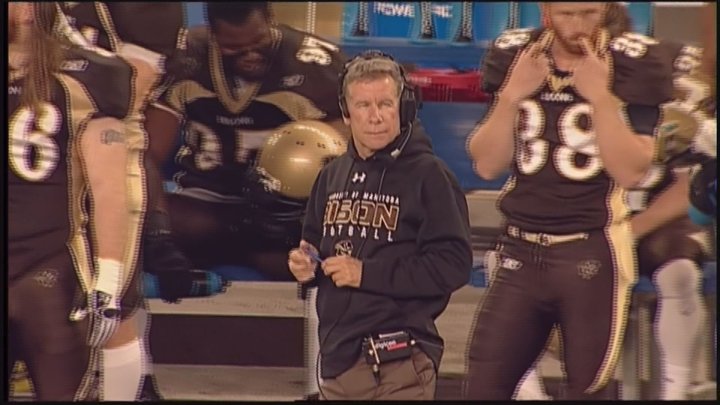 Canadian university football players’ careers shortened by age rule ...