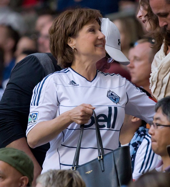 B.C. premier’s trash talk hits soccer pitch | Globalnews.ca