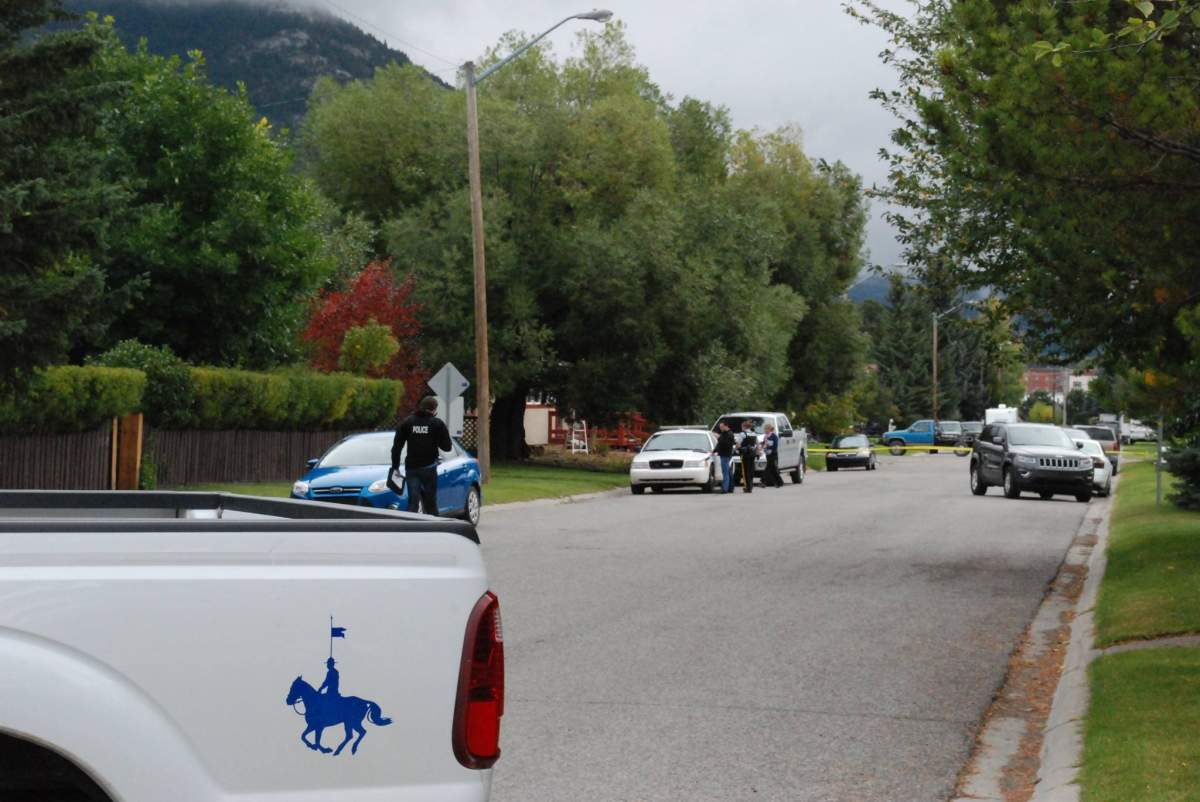 Amber Alert: Father of abducted Alberta girl dead, child still missing ...