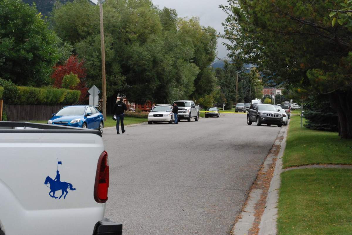 Amber Alert: Father of abducted Alberta girl dead, child still missing ...