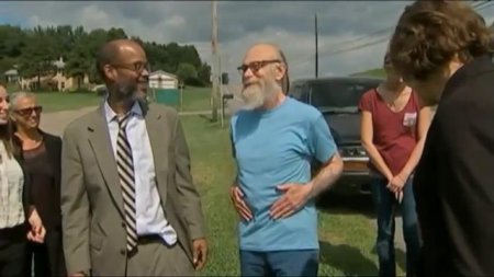 New DNA evidence frees man convicted of murder after 34 years in prison ...