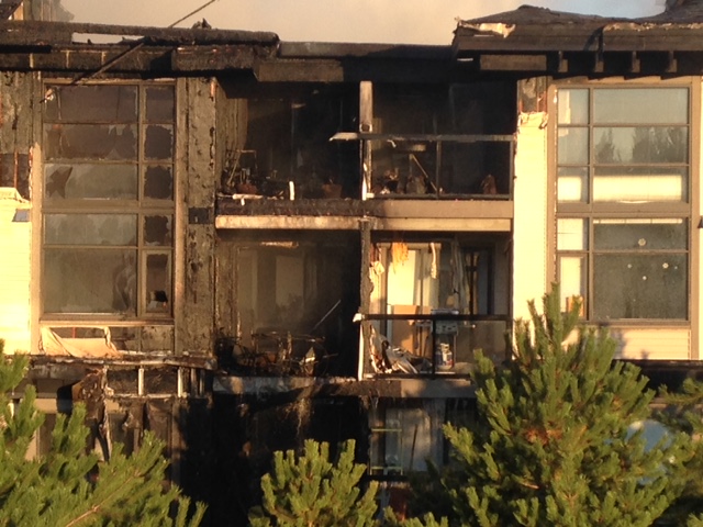 Crews battle fire at large apartment building in Surrey - BC ...