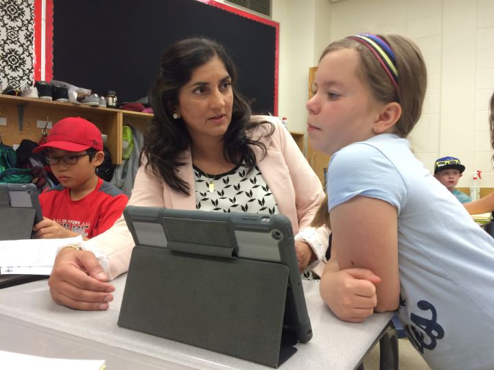 Calgary teacher gets top marks for work in the classroom - Calgary ...