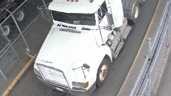 Silver heist container found empty in Repentigny - Montreal | Globalnews.ca