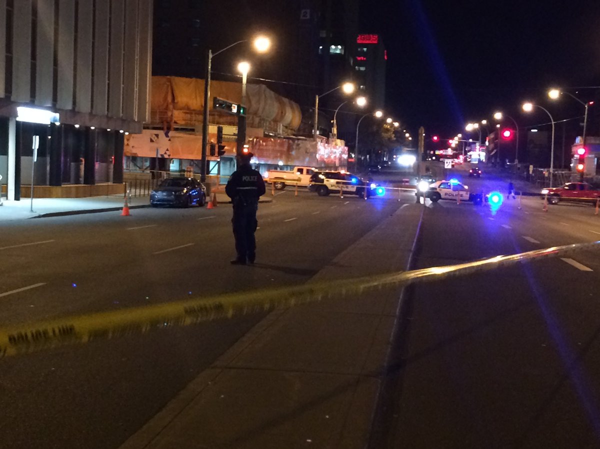 Downtown shooting lands three in hospital - Edmonton | Globalnews.ca