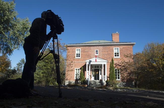 Light dimmers, security updates, a gas leak: behind the scenes of the ...