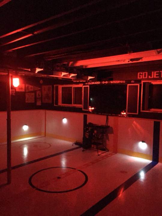 EXCLUSIVE: A look inside the ultimate man cave | Globalnews.ca