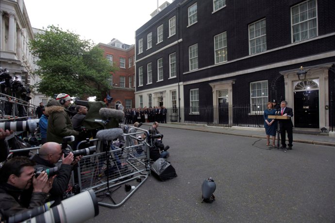 How 24 Sussex compares to official residences around the world ...