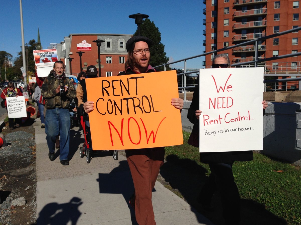 Dozens rally in Halifax to eradicate poverty - Halifax | Globalnews.ca