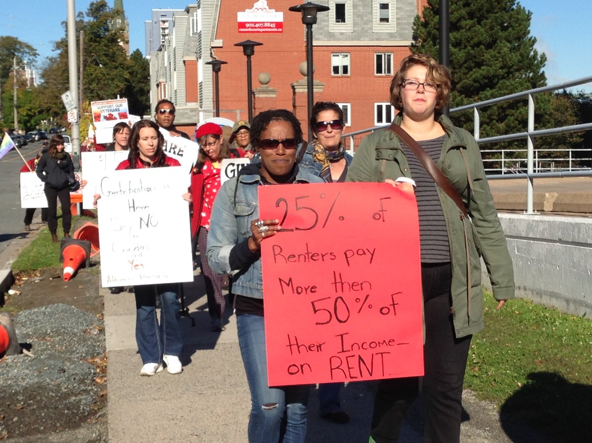 Dozens rally in Halifax to eradicate poverty - Halifax | Globalnews.ca