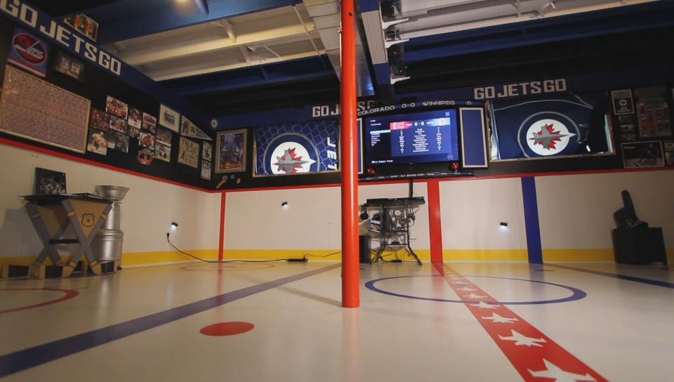 EXCLUSIVE: A look inside the ultimate man cave | Globalnews.ca