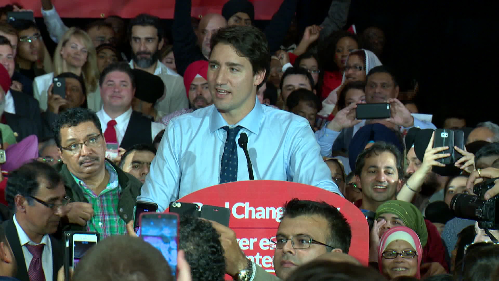 Trudeau makes final election push in tight Calgary ridings | Globalnews.ca