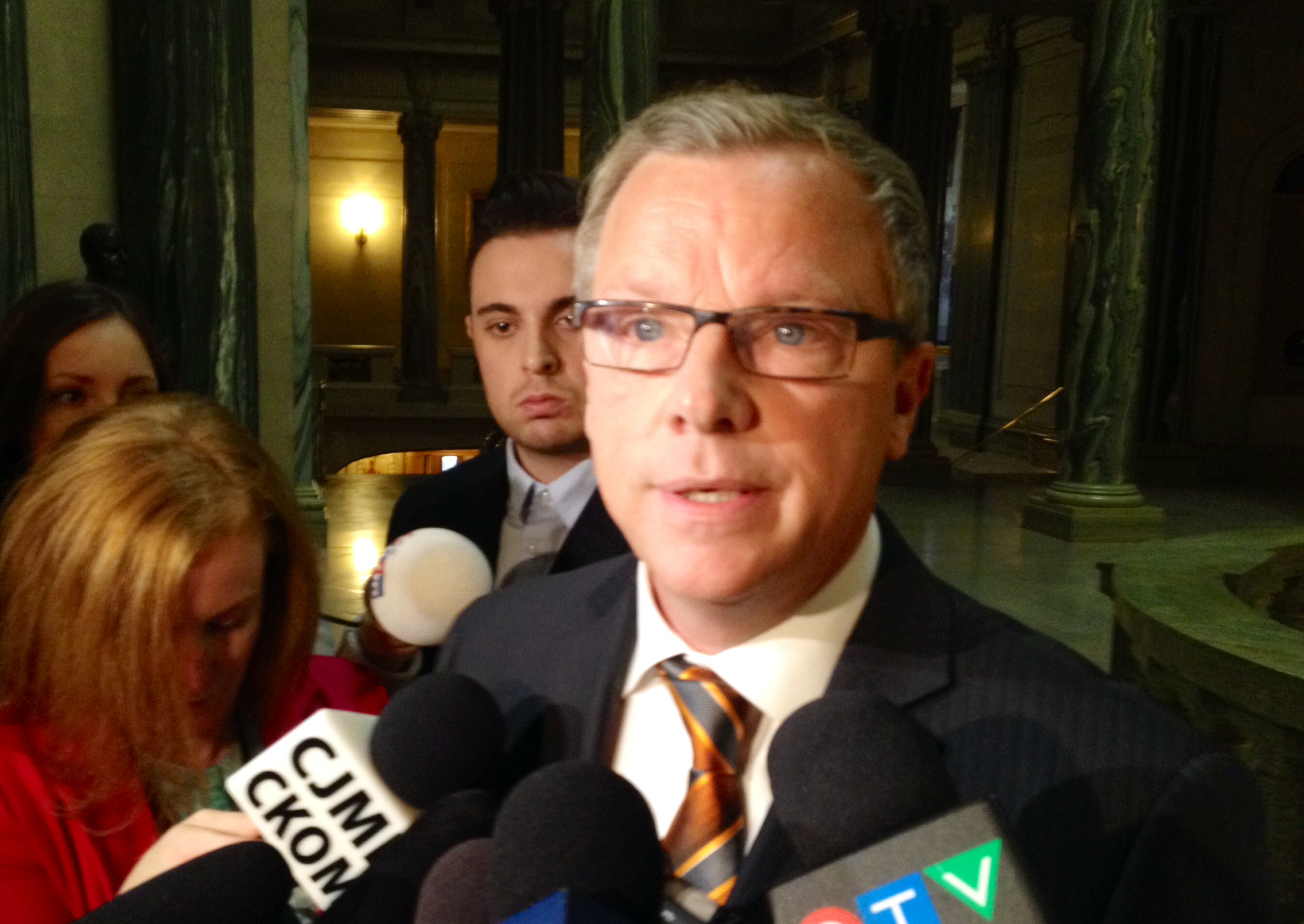 Regina Wall's Instagram, Twitter & Facebook on IDCrawl