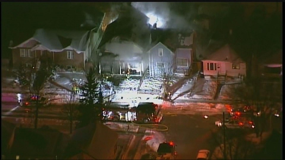 Crews battle massive house fire in East Kildonan - Winnipeg | Globalnews.ca