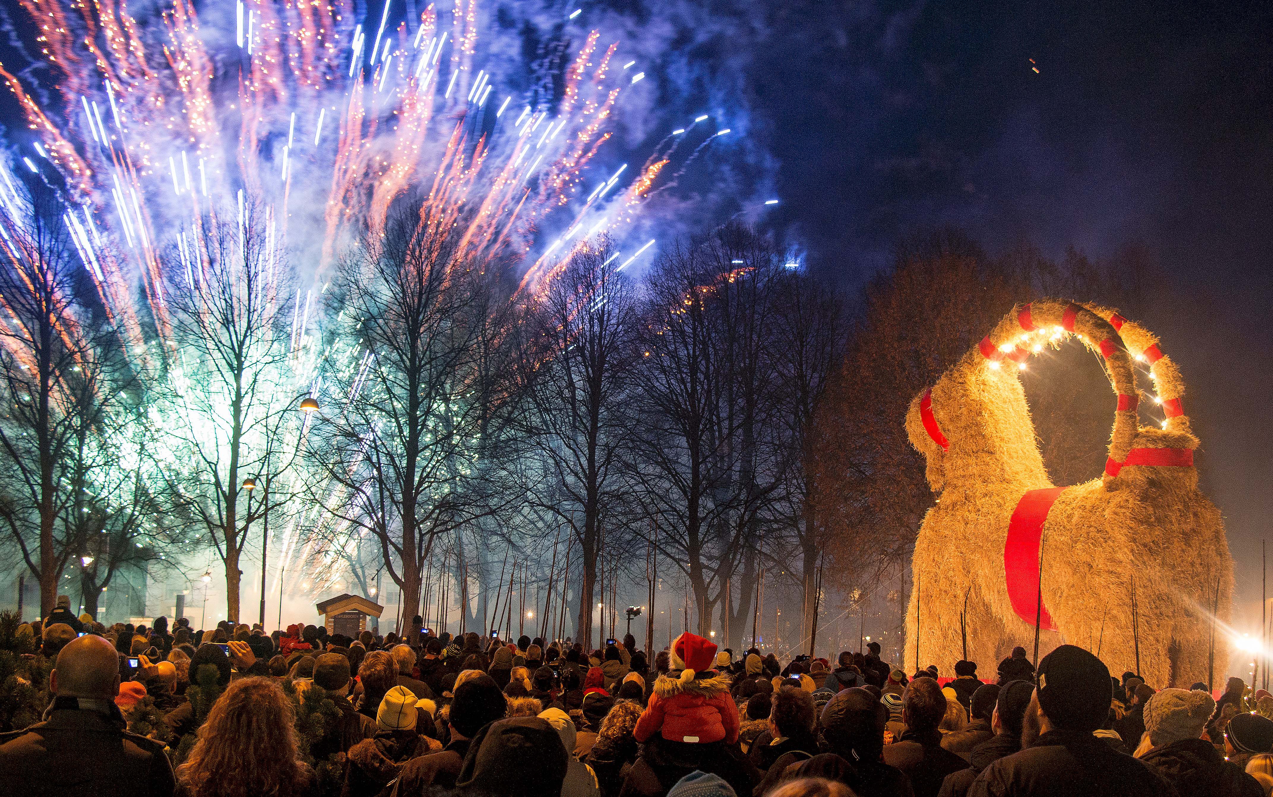 Swedish man arrested after Giant Yule goat set on fire yet again ...