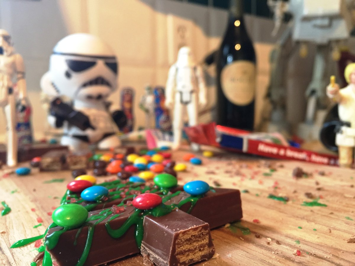 Christmas cooking with Global Calgary: Scott’s Kit Kat Christmas trees ...