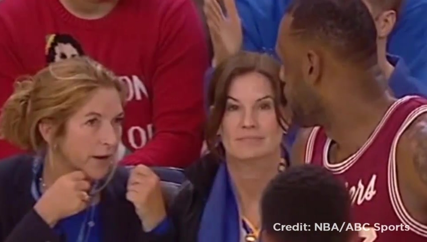 WATCH: Lebron catches woman giving him ‘crybaby’ gesture | Globalnews.ca