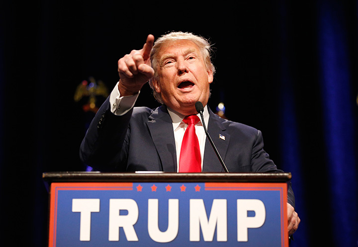 ‘Sieg heil,’‘shoot him’: Crowd yells at protesters tossed from Donald ...