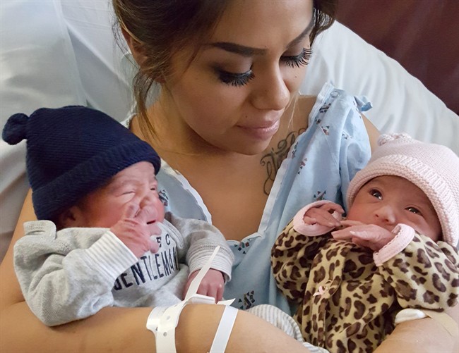 Two-year twins: Babies born Dec. 31 and Jan. 1 in San Diego | Globalnews.ca