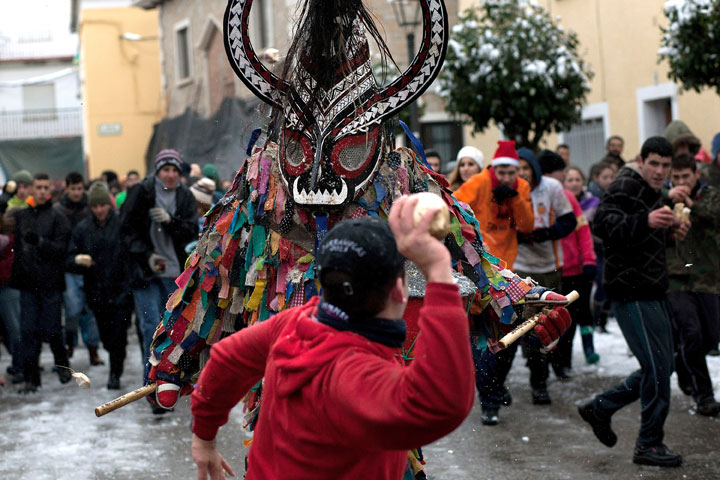In photos: Spanish town celebrates bizarre, turnip-throwing festival ...