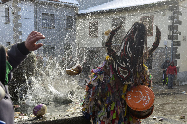 In photos: Spanish town celebrates bizarre, turnip-throwing festival ...